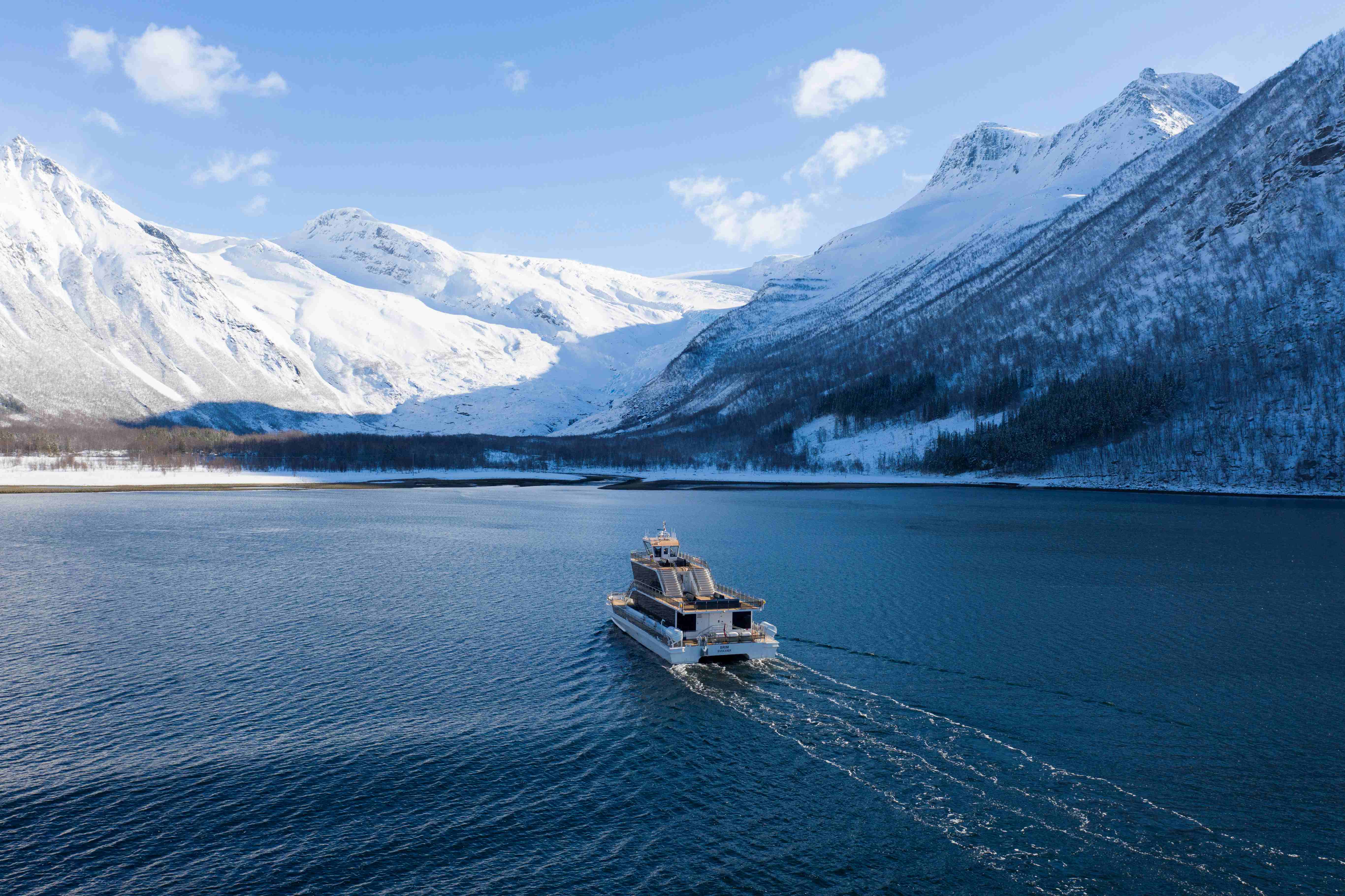 Svalbard Holidays & Experiences | Where The Wild Is Travel